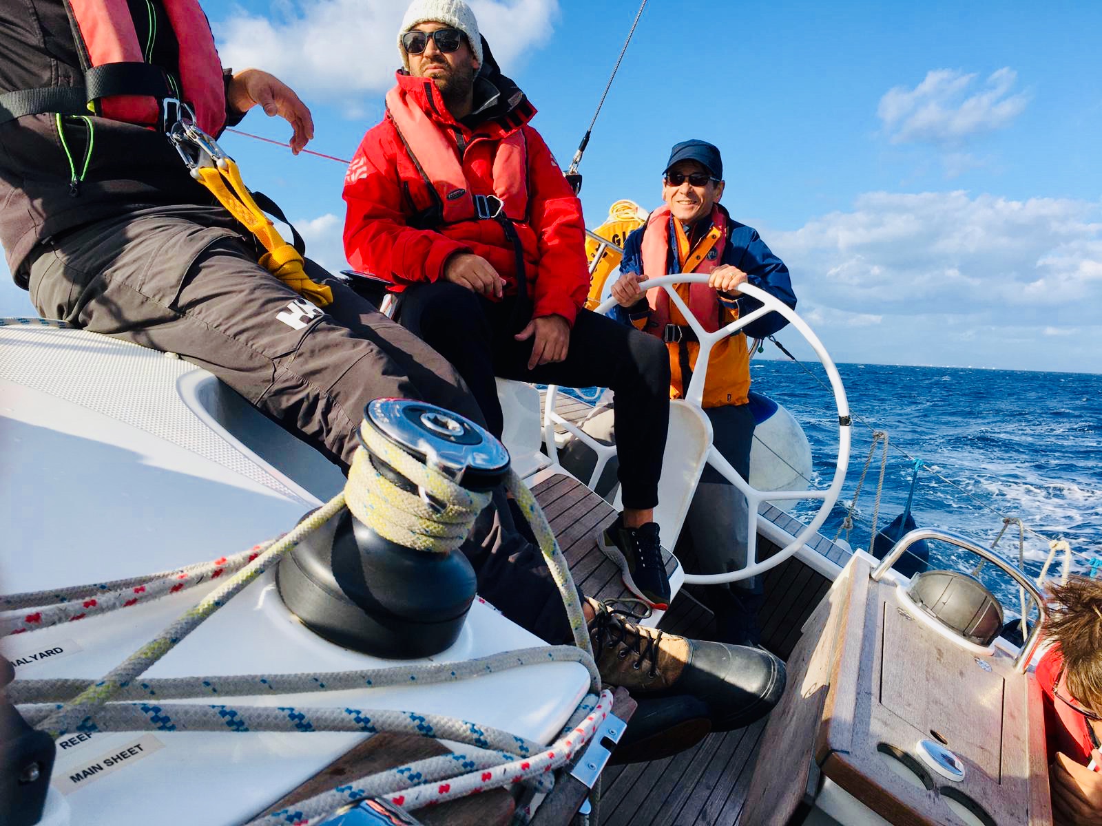 winter sailing - Trafalgar Sailing
